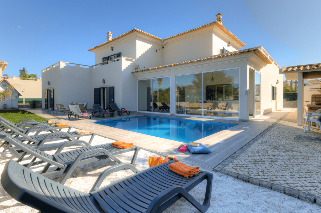 VillaMore - Luxury And Private Villa Rentals in Europe