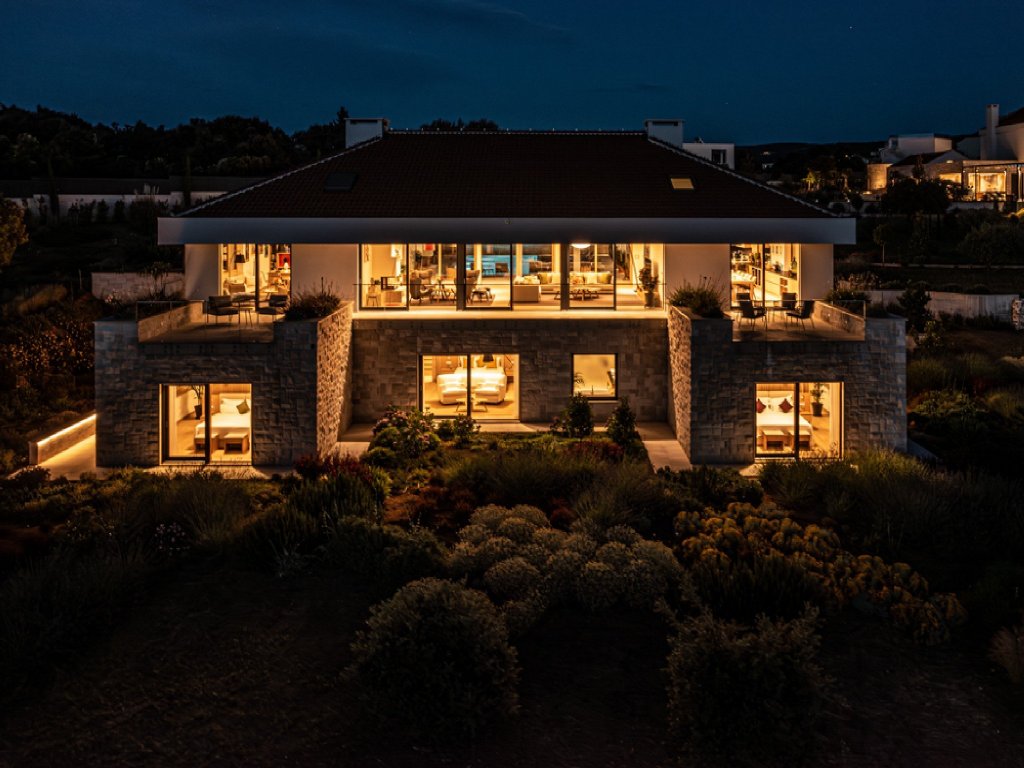 VillaMore - Luxury And Private Villa Rentals in Europe