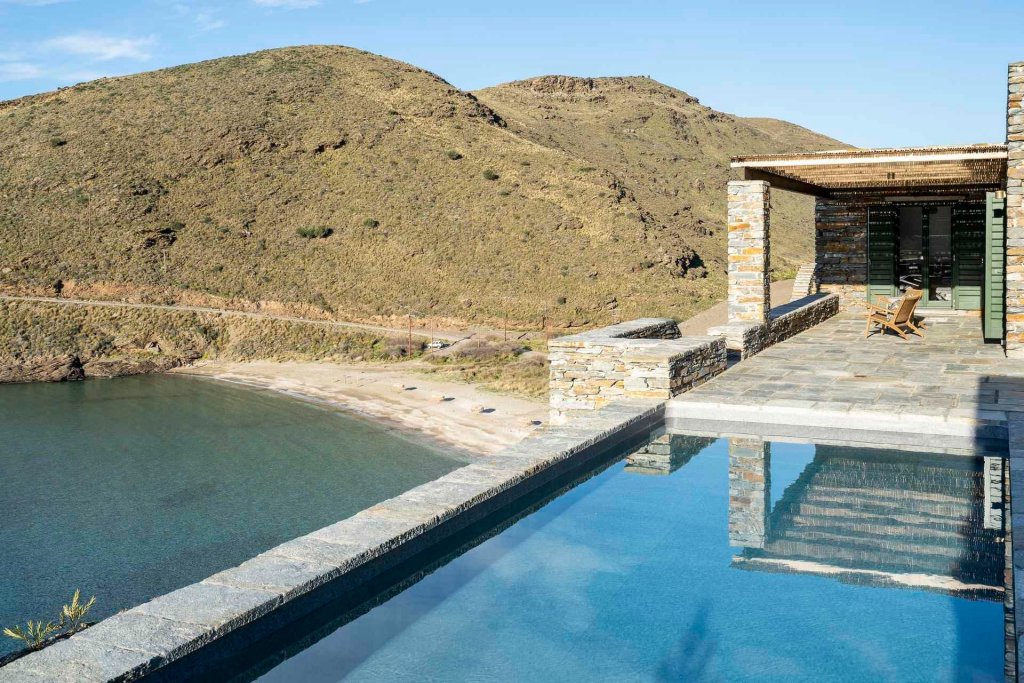 VillaMore - Luxury And Private Villa Rentals in Europe